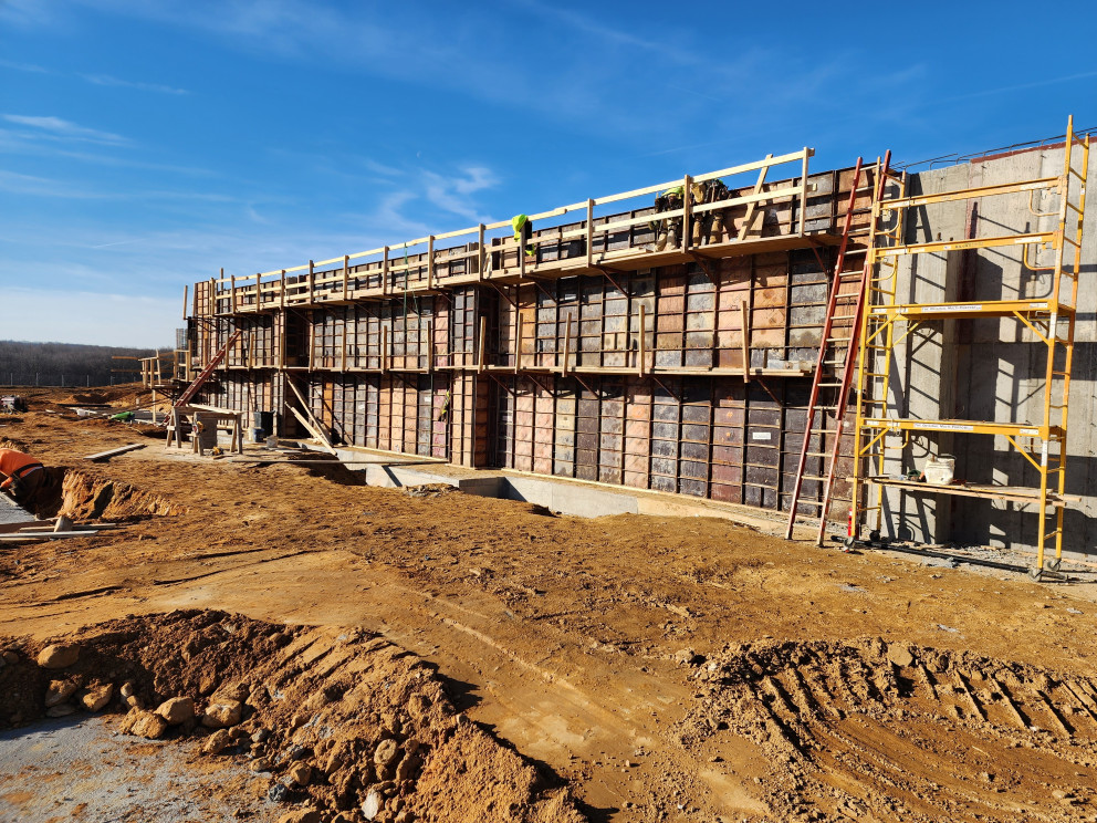 Desuta Concrete Forms